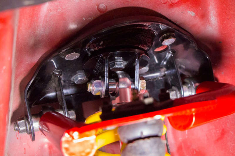 UMI Performance Struts/Shocks for | UMI-2048 | Fitment Industries