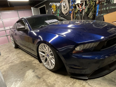 2012 Ford Mustang Base with 19x9.5 ESR Rf11 and Lexani 235x35 on Air ...