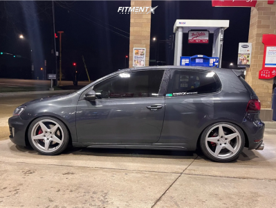 2013 Volkswagen GTI Base with 18x8.5 Rotiform Wgr and Michelin 225x40 ...