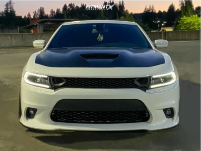 2017 Dodge Charger R/T with 20x9 Verde Axis and Nitto 275x40 on ...