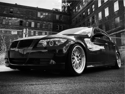 2006 BMW 325i Base with 18x9.5 Aodhan Ah02 and Continental 225x40 on ...