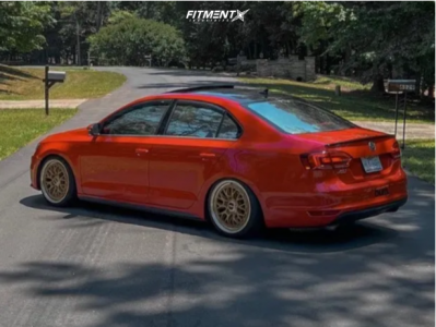 2013 Volkswagen Jetta GLI with 18x8.5 Rotiform Lsr and Pantera 215x40 ...