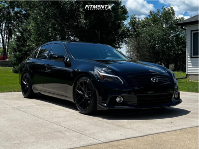 2013 INFINITI G37 X with 19x9.5 ESR Rf2 and Michelin 255x35 on ...