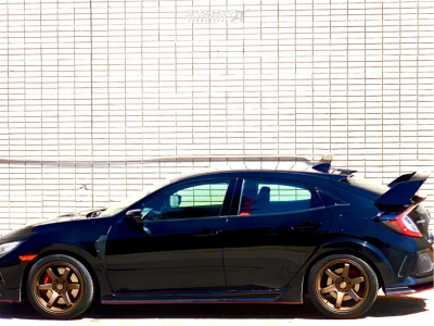 2019 Honda Civic Type R with 18x9.5 Superspeed Rf06rr and Continental ...
