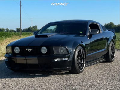 2009 Ford Mustang with 19x9.5 33 RTR Tech 5 and 255/35R19 Continental ...