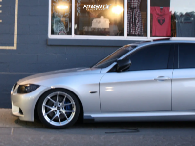 2011 BMW 335i XDrive Base with 18x8.5 ESR Rf2 and Lexani 235x40 on ...