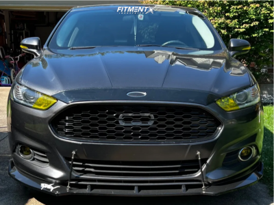 2016 Ford Fusion SE with 18x8.5 Vors Tr37 and Vercelli 235x40 on ...