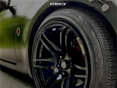2004 Nissan 350Z Enthusiast with 18x10.5 Cosmis Racing Mrii and ...