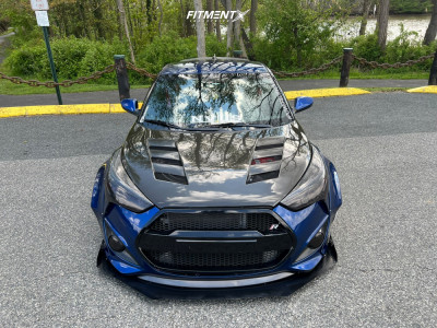 2016 Hyundai Veloster Turbo R-Spec with 18x11 Forgestar M14 and Atlas ...
