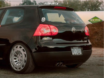 2009 Volkswagen Rabbit S with 18x8.5 Radi8 R8t12 and Hankook 205x40 on ...