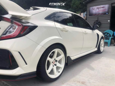 2018 Honda Civic Type R with 18x9.5 Enkei T6r and Continental 245x40 on ...