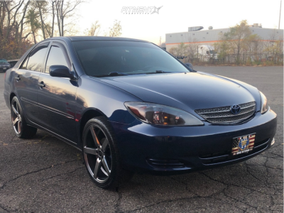 2004 Toyota Camry LE with 20x8.5 JNC Jnc026 and Federal 245x35 on Stock ...