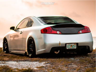 2005 INFINITI G35 Base with 19x9.5 Varrstoen Es6 and Delinte 235x35 on ...