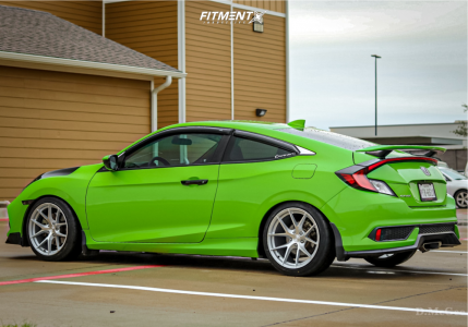 2017 Honda Civic Si with 18x9.5 Aodhan Aff7 and Forceum 235x40 on ...