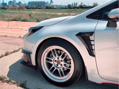 2022 Toyota Corolla XSE with 17x9 Enkei Rpf1 and Michelin 235x45 on ...