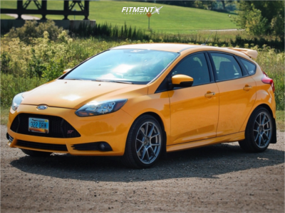 2014 Ford Focus ST with 18x8.5 Enkei Tsv and Hankook 235x70 on Stock ...