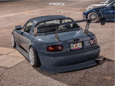1990 Mazda Miata Base with 15x8 MST Time Attack and Waterfall 195x45 on ...