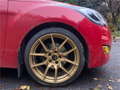 2012 Hyundai Veloster Base with 18x8.5 Option Lab R716 and Continental ...