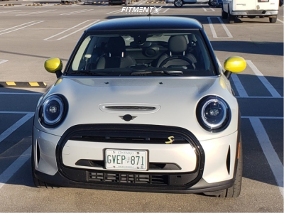 2022 Mini Cooper SE with 17x7 Motegi Mr131 and Yokohama 225x45 on Stock ...