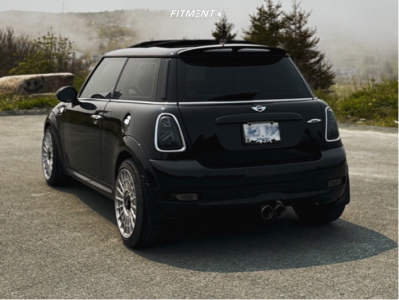 2010 Mini Cooper John Cooper Works with 17x8 Rotiform Las-r and ...