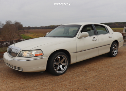 2003 Lincoln Town Car with 18x8.5 35 AVID1 Av6 and 235/40R18 Vercelli ...