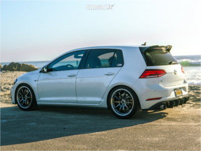 2018 Volkswagen Golf R Base with 18x8.5 Work Emotion Zr10 and Yokohama ...