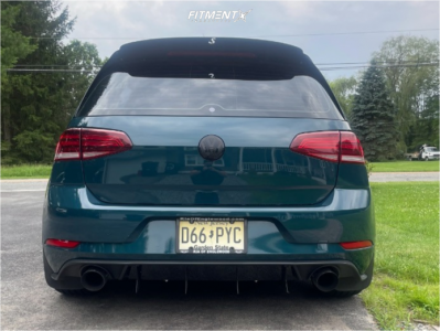 2018 Volkswagen GTI S with 18x8.5 Konig Ampliform and Michelin 235x40 ...