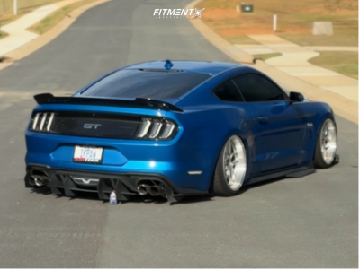 2020 Ford Mustang GT with 19x10.5 ESR Cs15 and Nitto 245x35 on Air ...