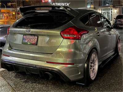 2017 Ford Focus RS with 18x9.5 Enkei Nt03m and Firestone 255x35 on ...