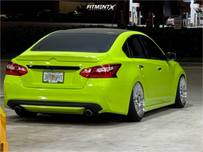 2016 Nissan Altima SR with 19x9.5 Aodhan Ds07 and Lexani 235x35 on ...