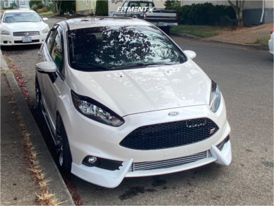 2019 Ford Fiesta ST with 17x8 Vors Tr4 and Kumho 205x40 on Coilovers ...