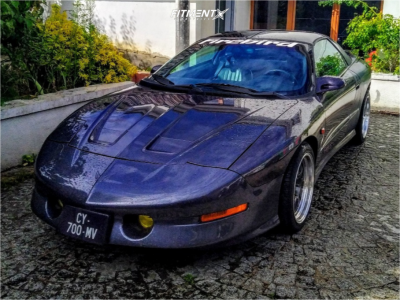 1994 Pontiac Firebird with 18x9.5 20 7Twenty Style 57 and 255/40R18 ...