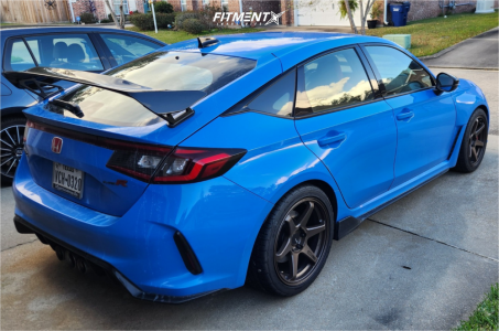 2024 Honda Civic Type R with 18x9.5 Enkei T6r and BFGoodrich 275x35 on ...