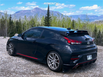 2020 Hyundai Veloster N Base with 18x8.5 Rotiform Spf and Falken 225x40 ...