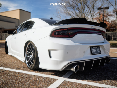 2021 Dodge Charger Scat Pack with 20x9 Ferrada Cm2 and Lionhart 265x30 ...