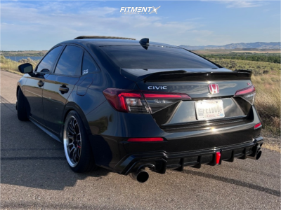 2025 Honda Civic Si with 18x9.5 Aodhan DS02 and Lexani 225x40 on ...