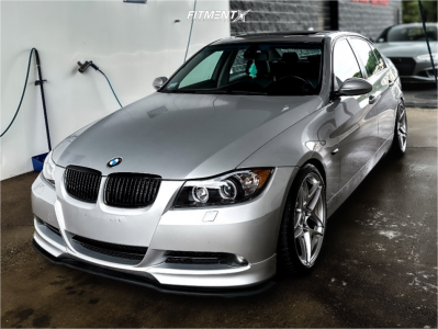 2006 BMW 325xi with 18x9 22 Kansei Astro and 245/35R18 Continental ...