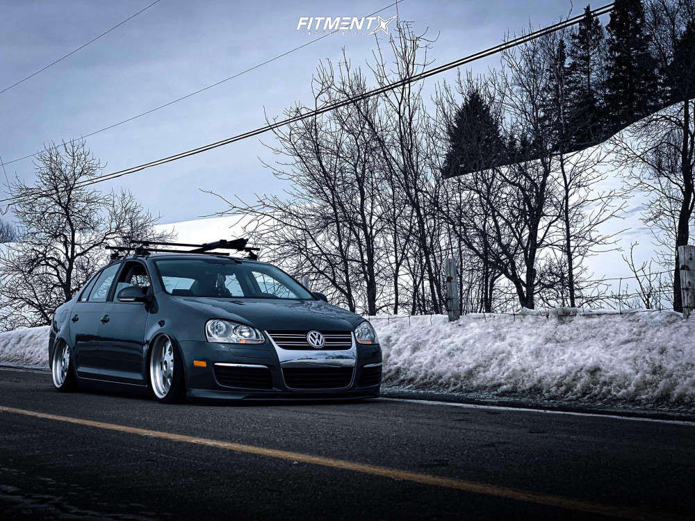 2006 Volkswagen Jetta TDI with 18x8.5 OZ Racing MAE Monoblock and ...