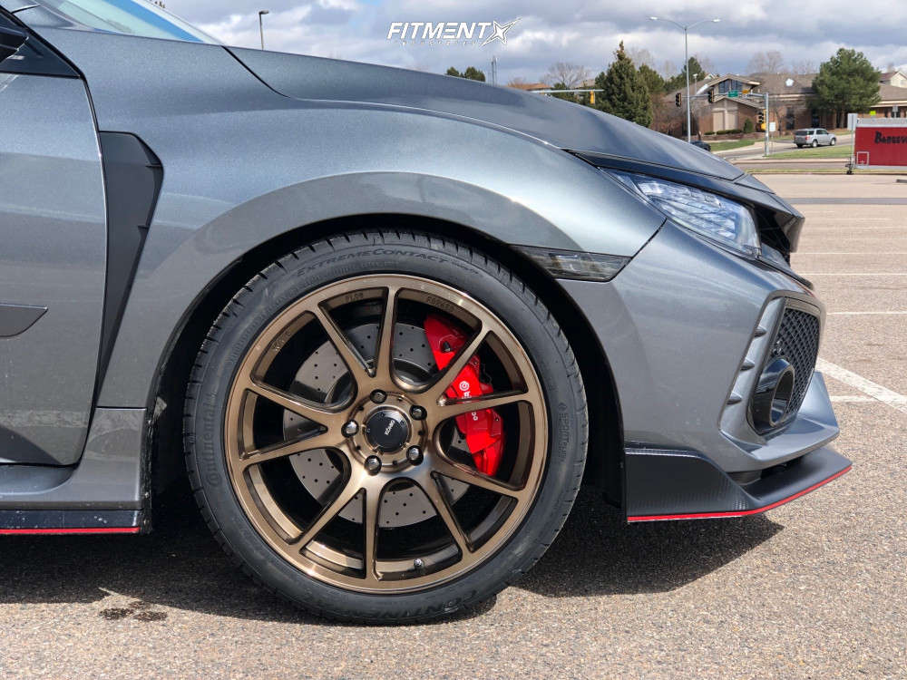 2019 Honda Civic Type R with 19x8.5 Konig Freeform and Continental ...