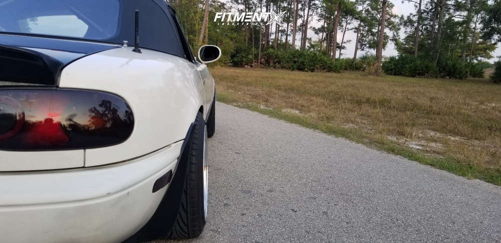 1995 Mazda MX-5 Miata Base with 15x8 F1R F05 and Toyo Tires 195x45 on ...