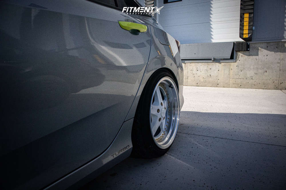 2018 Honda Civic EX-T with 18x9.5 ESR SR04 and Toyo Tires 225x45 on ...