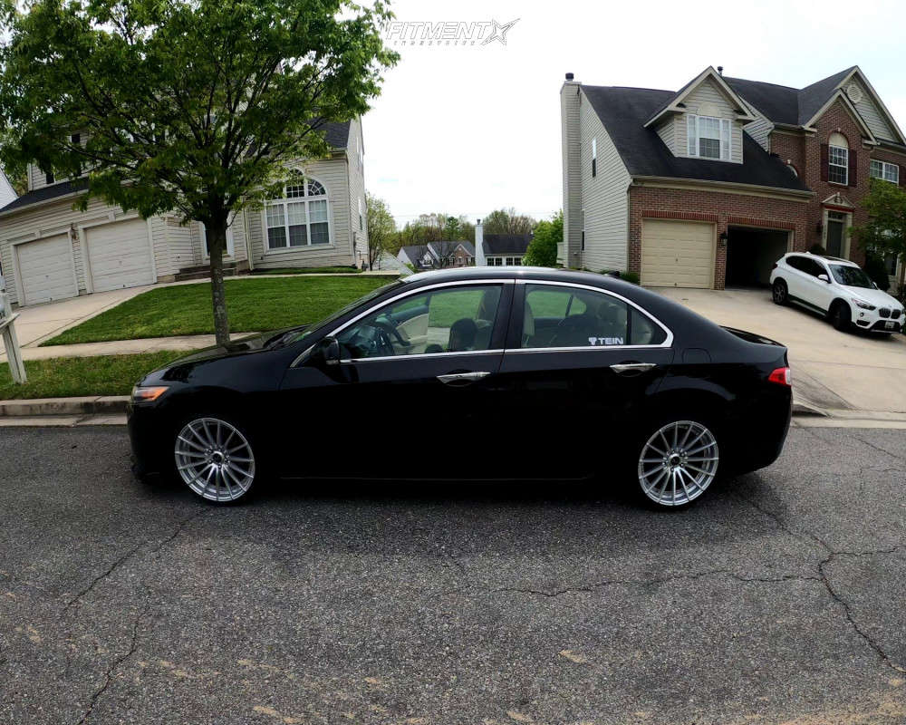 2010 Acura TSX Base with 19x8.5 JNC JNC042 and Achilles 225x35 on Coilovers | 1010174 | Fitment ...