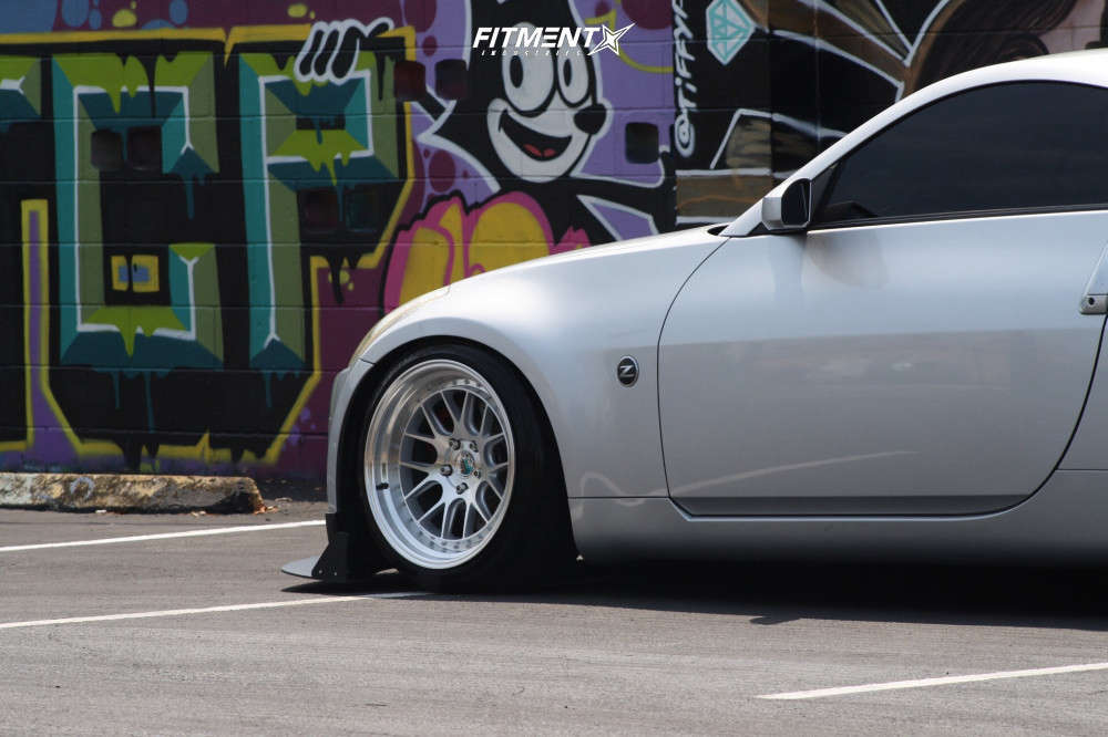 2006 Nissan 350Z Base with 18x10.5 Aodhan DS06 and Firestone 255x35 on ...