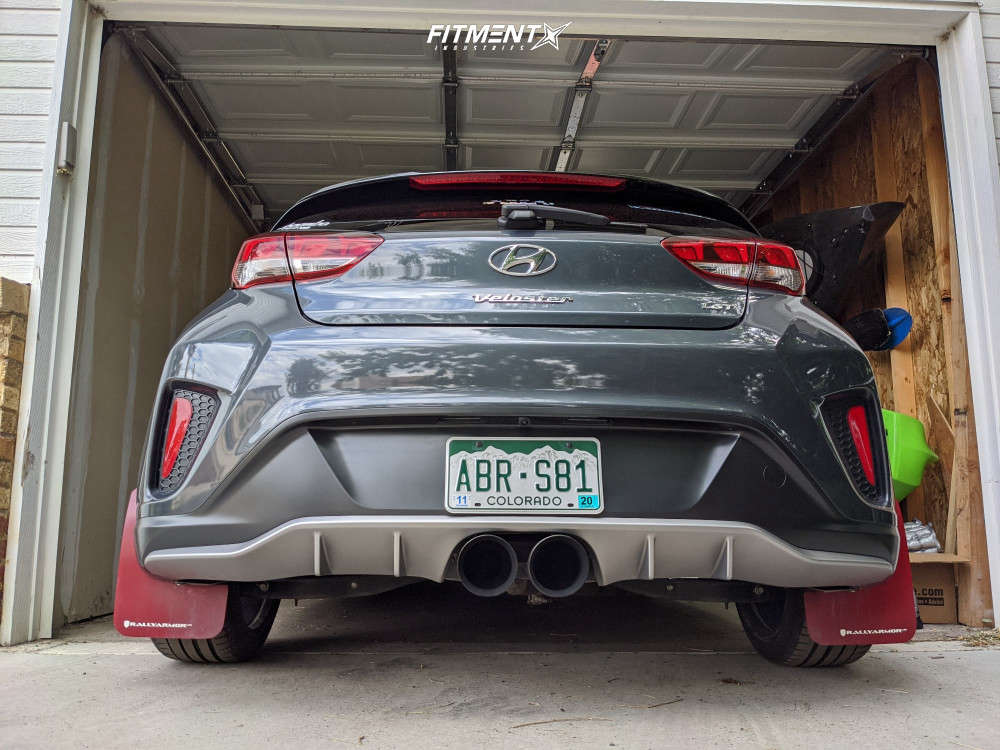 2019 Hyundai Veloster Turbo Ultimate with 18x8 Vision Recoil and ...