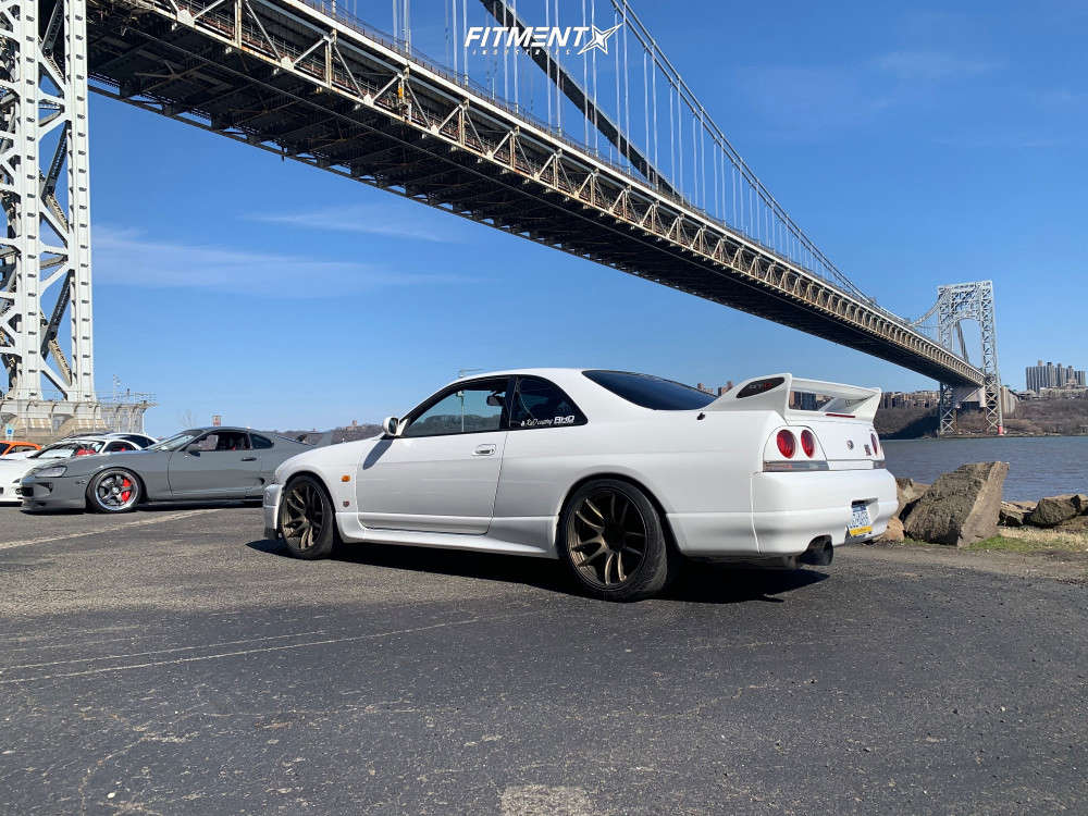 1995 Nissan GT-R Base with 18x10.5 Work Emotion and Nankang 265x35 on ...