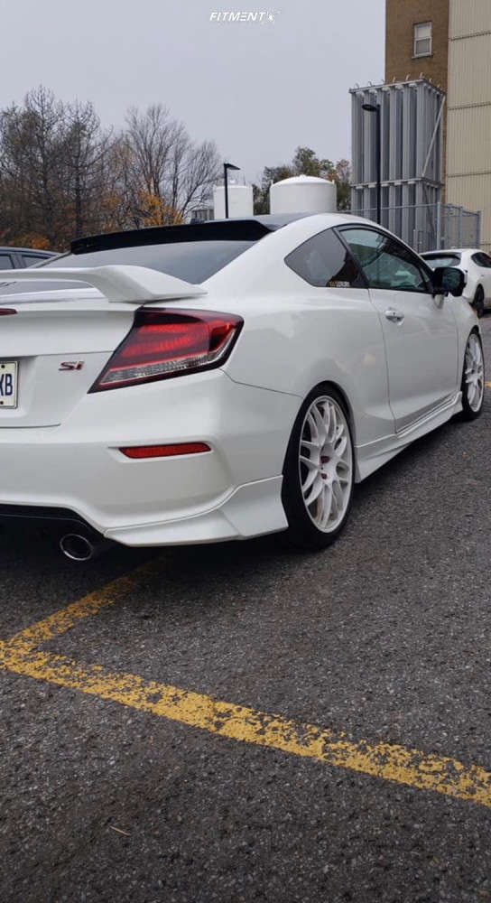 2015 Honda Civic Si with 19x8 Drag Dr34 and Michelin 235x35 on ...