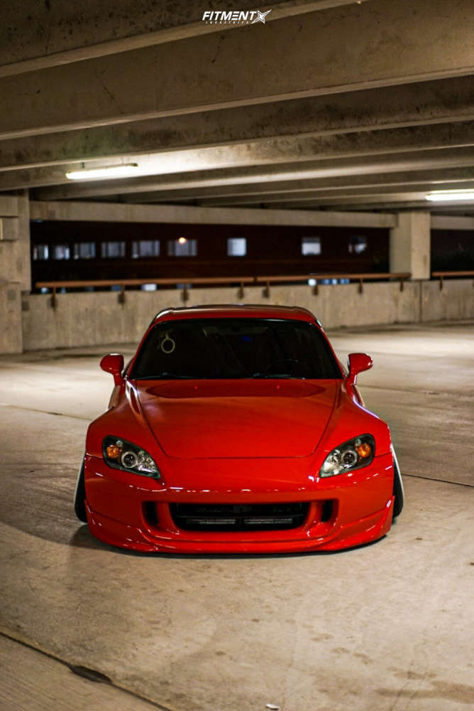 2004 Honda S2000 Base with 18x10 GMR VX-3 and Federal 225x35 on Air ...