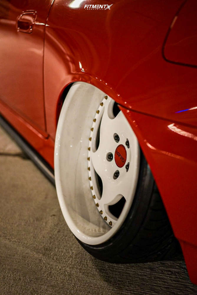 2004 Honda S2000 Base with 18x10 GMR VX-3 and Federal 225x35 on Air ...