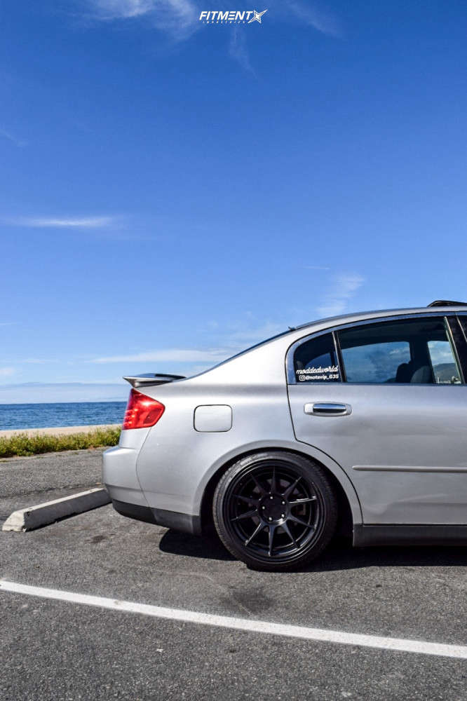 2003 INFINITI G35 Base with 18x9.5 ESR Sr13 and Accelera 225x40 on ...