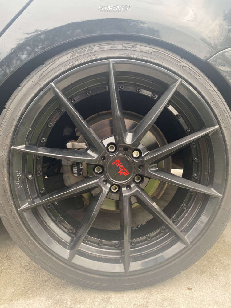 2013 Volkswagen Jetta TDI with 19x8.5 Niche Sector and Nitto 235x35 on ...